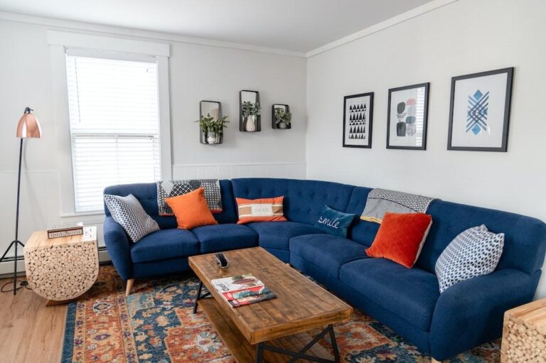 Apartment Living Made Easy: Space-Saving and Comfort Tips - Infostalls